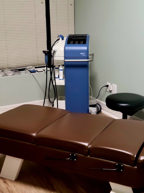 How Our PiezoWave2 Machine Helps With Pain - League City TX